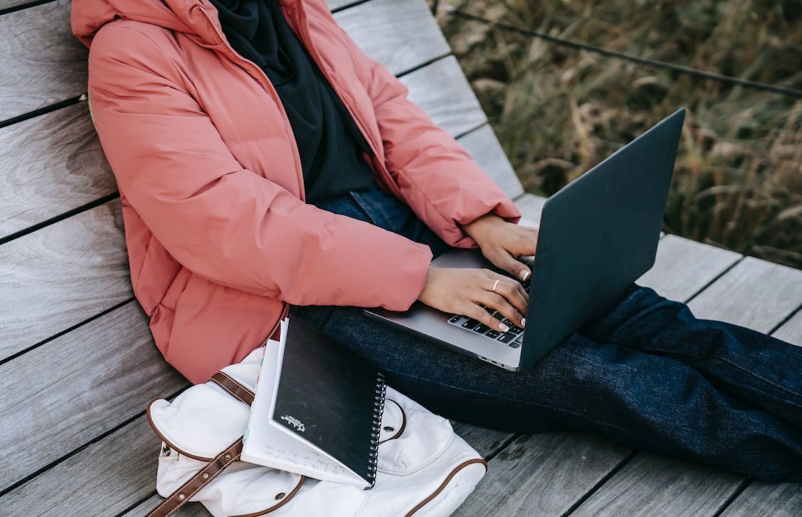 Analyzing informational texts for a deeper understanding - PLAG ...